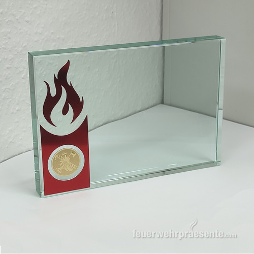 Glastrophäe Flamme mit Lasergravur - feuerwehrpraesente.com